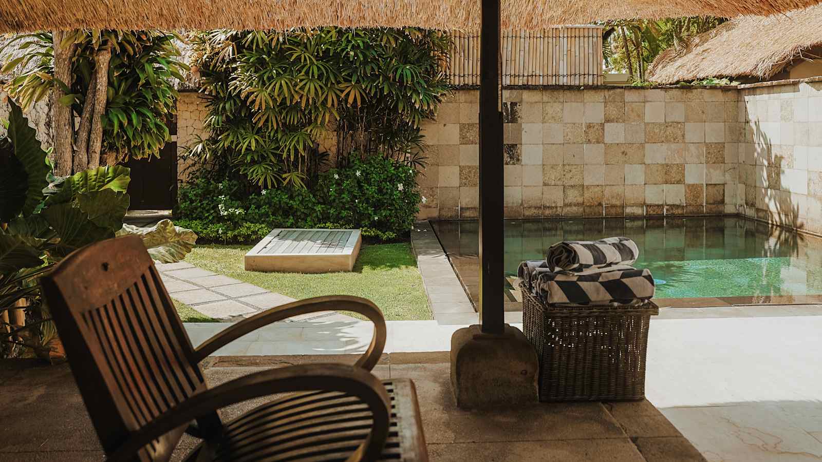 Images of Jimbaran Puri| Pictures of Bali