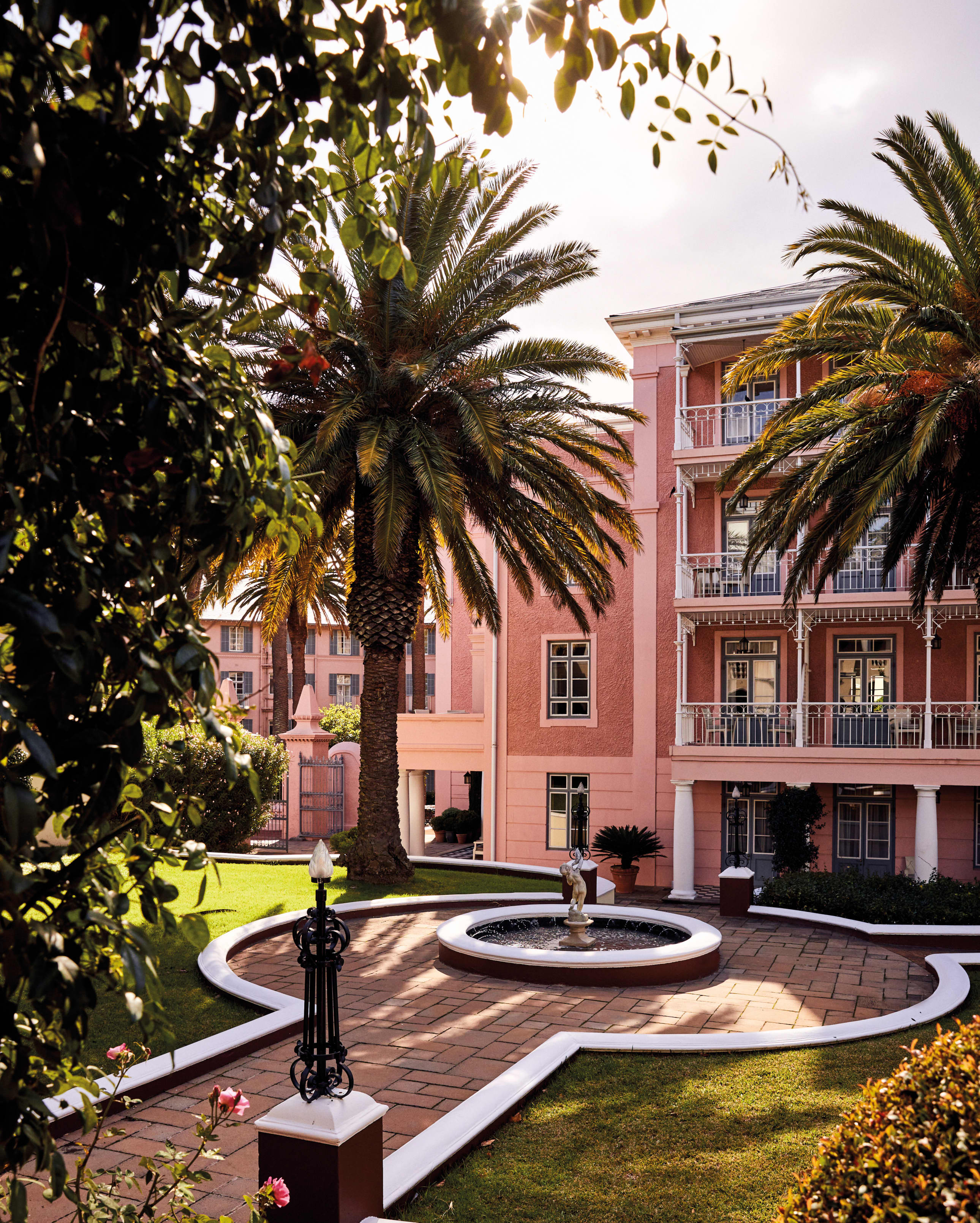 Images of Mount Nelson Hotel | Pictures of Cape Town