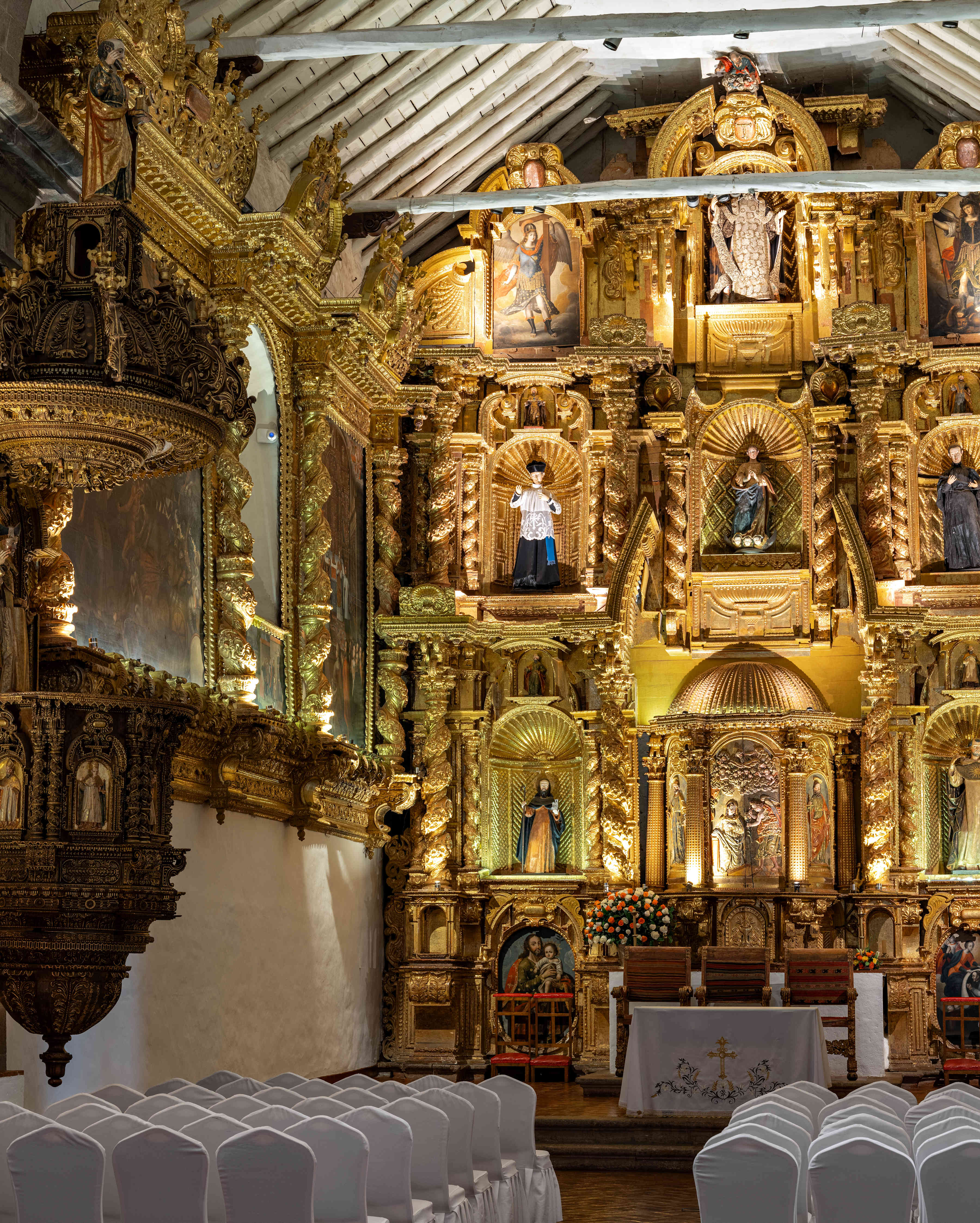 Images of Monasterio | Pictures of Cusco