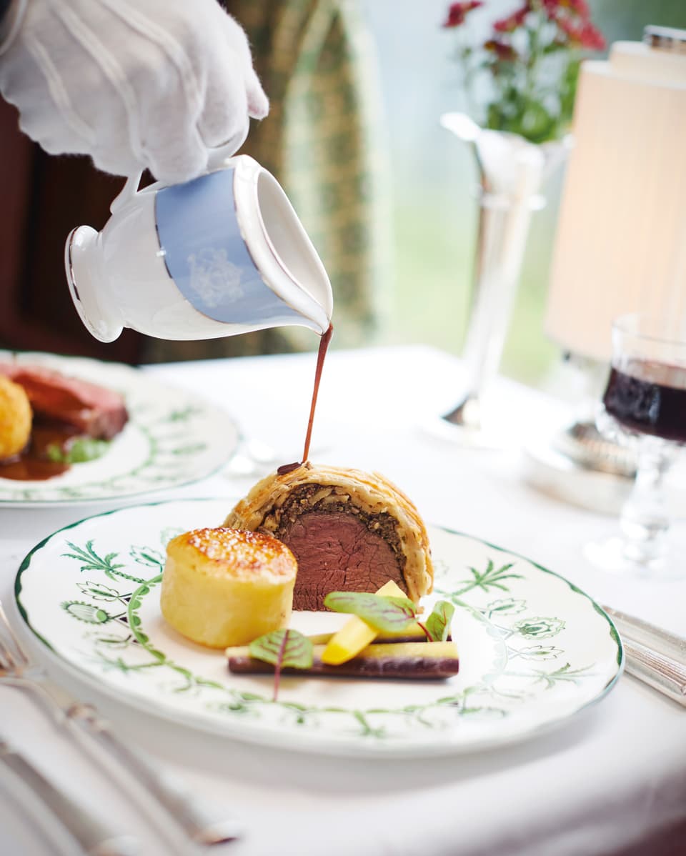 Luxury Fine Dining | Luxury Train Journey on Belmond British Pullman